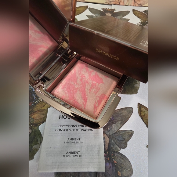 Hourglass | Makeup | Dim Infusion Hourglass Ambient Lighting Blush Nib ...
